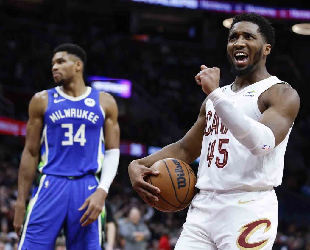 Mitchell scores 36, Cavs top Bucks | News, Sports, Jobs - The Vindicator